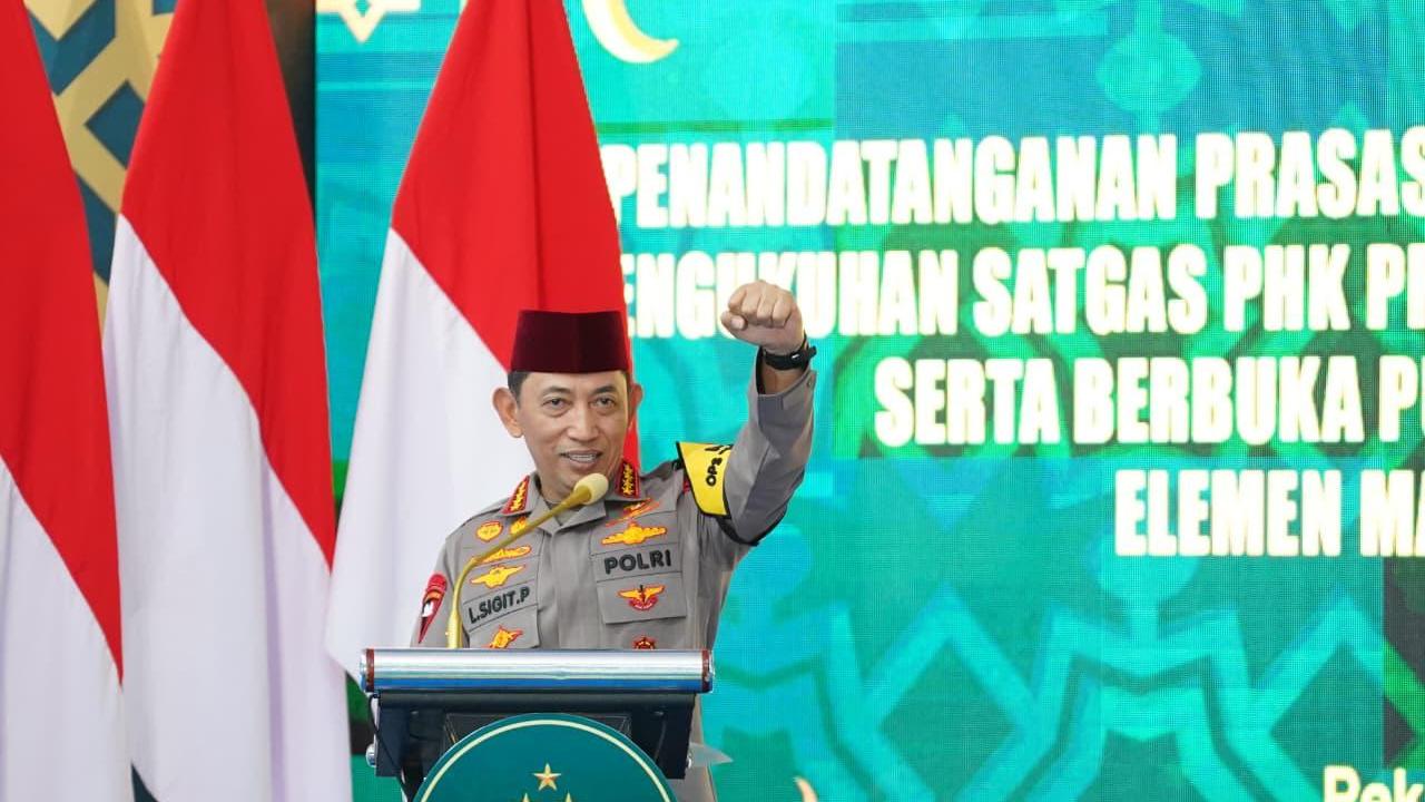 Safari Ramadan, Kapolri Resmikan Masjid Al-Adzim Polda Riau