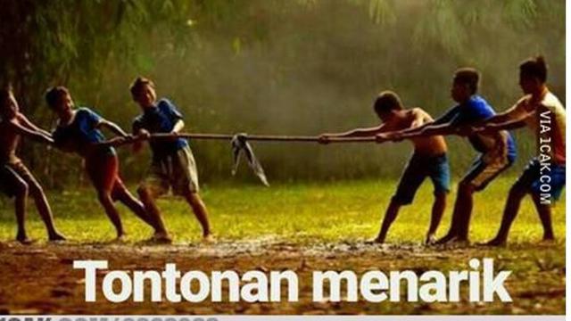 6 Jokes Lomba Tarik Tambang Ini Viral Jadi Meme, Bikin Ketawa - Hot ...