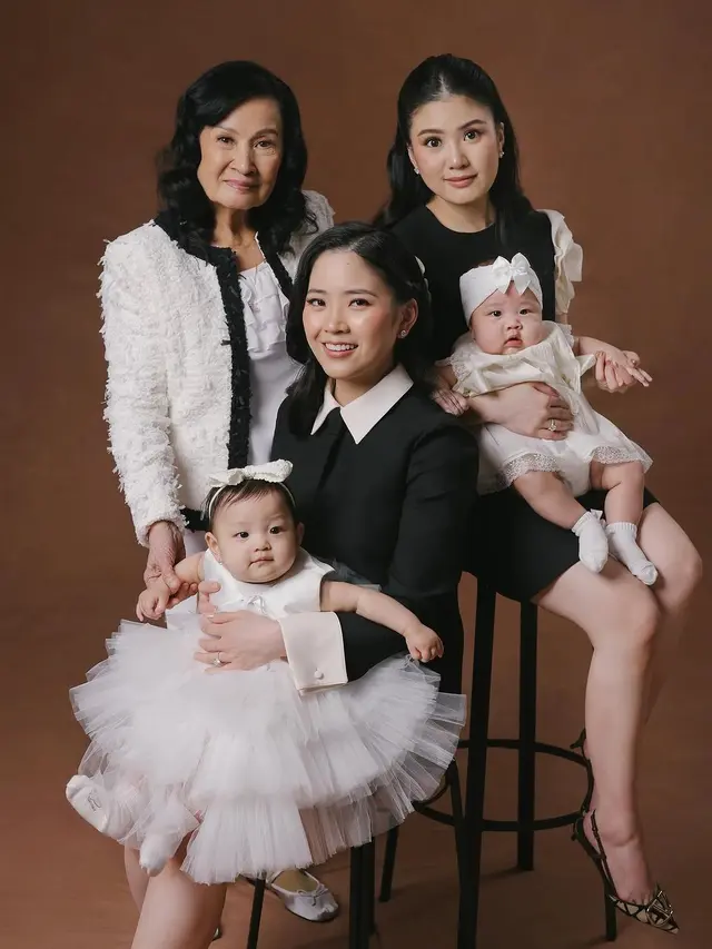 Foto-foto Perayaan Ulang Tahun Nenek Jessica dan Clarissa Tanoe, Masih ...
