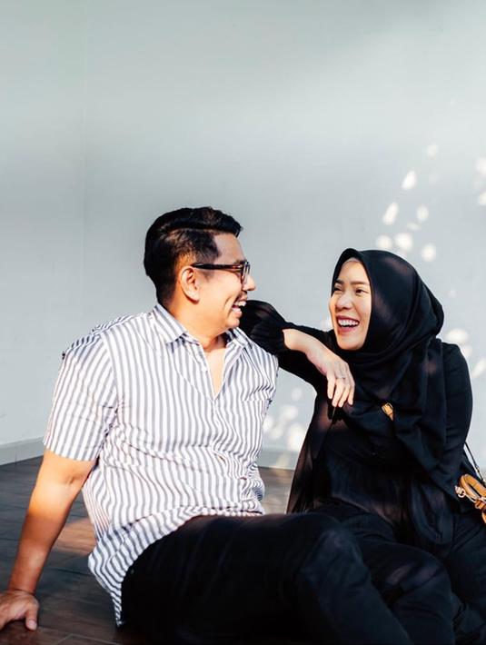 Selamat, Fitri Tropica Melahirkan Anak Pertama Perempuan - Photo Fimela.com