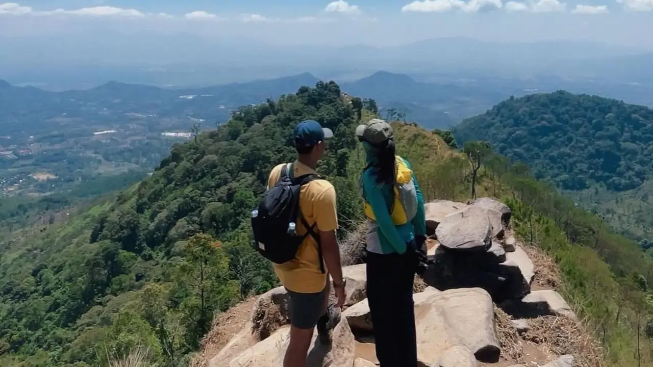 6 Fakta Menarik Gunung Puntang di Bandung, Dulunya Jadi Lokasi Stasiun ...