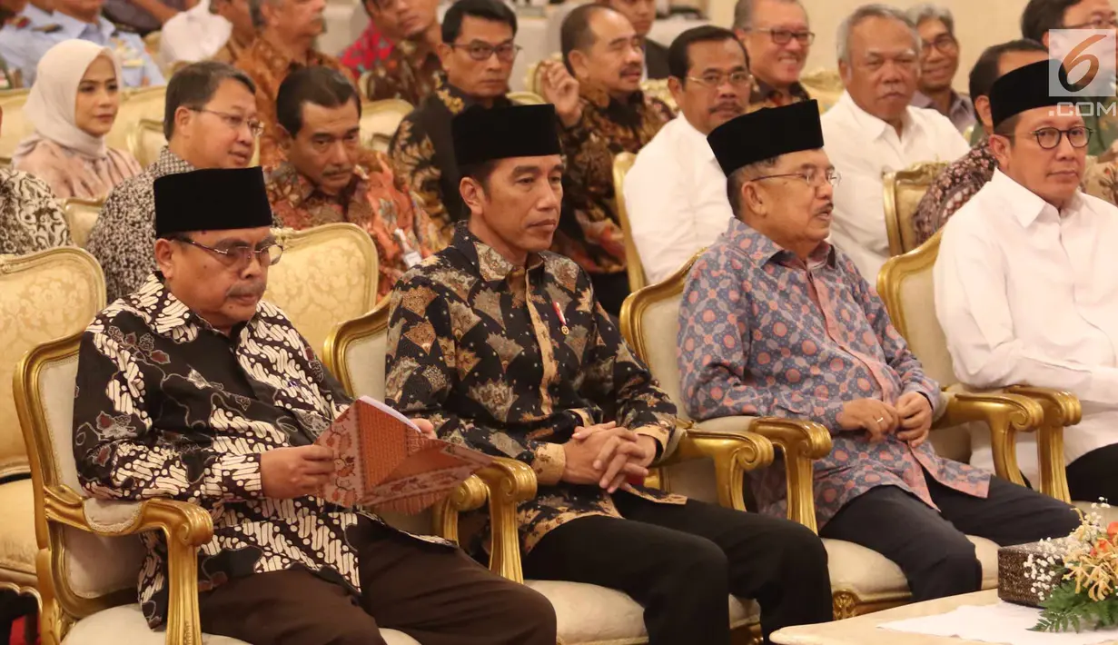FOTO: Jokowi dan Jusuf Kalla Serahkan Zakat di Istana Negara - Foto ...