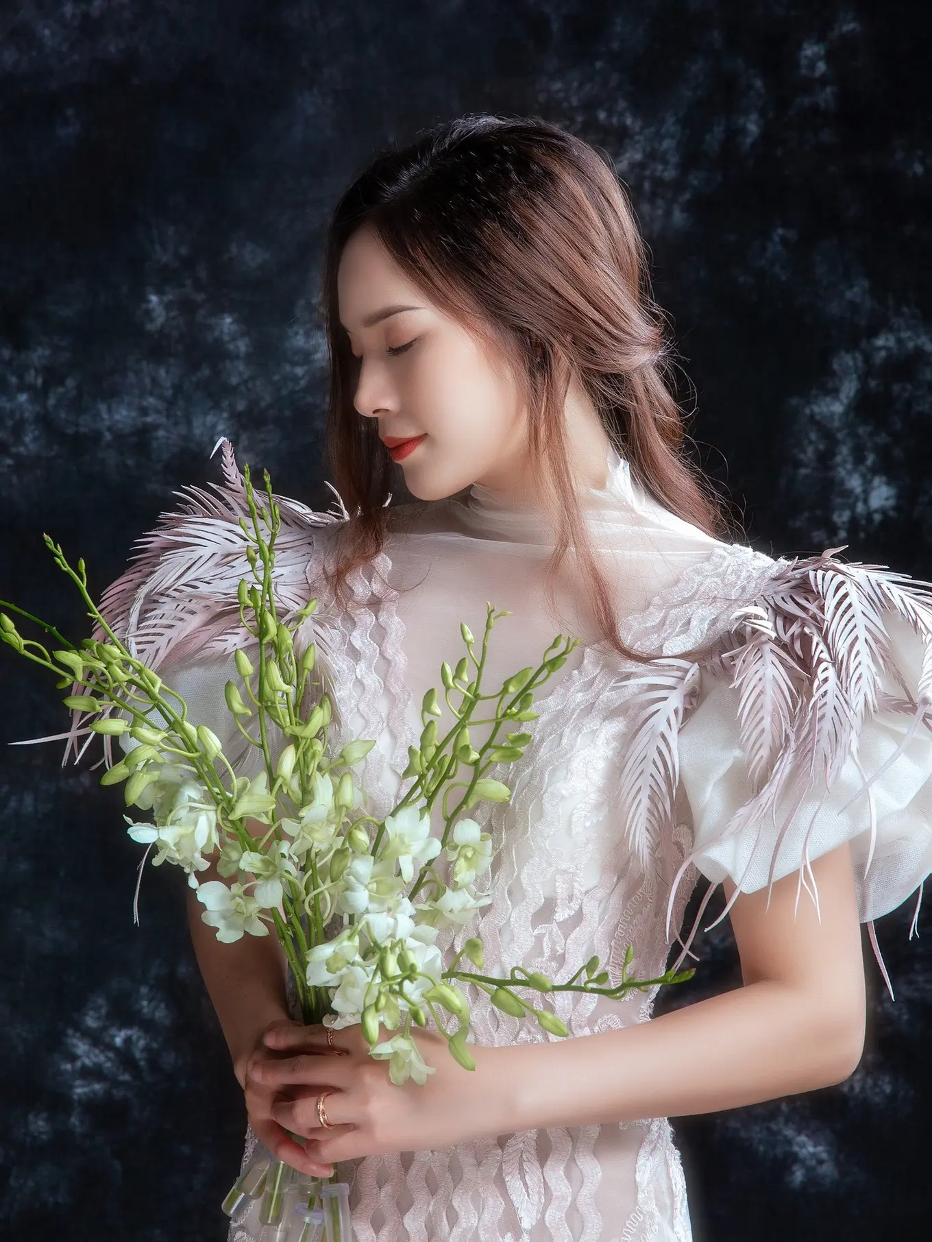 5 Alasan Sederhana Perempuan Menyukai Bunga