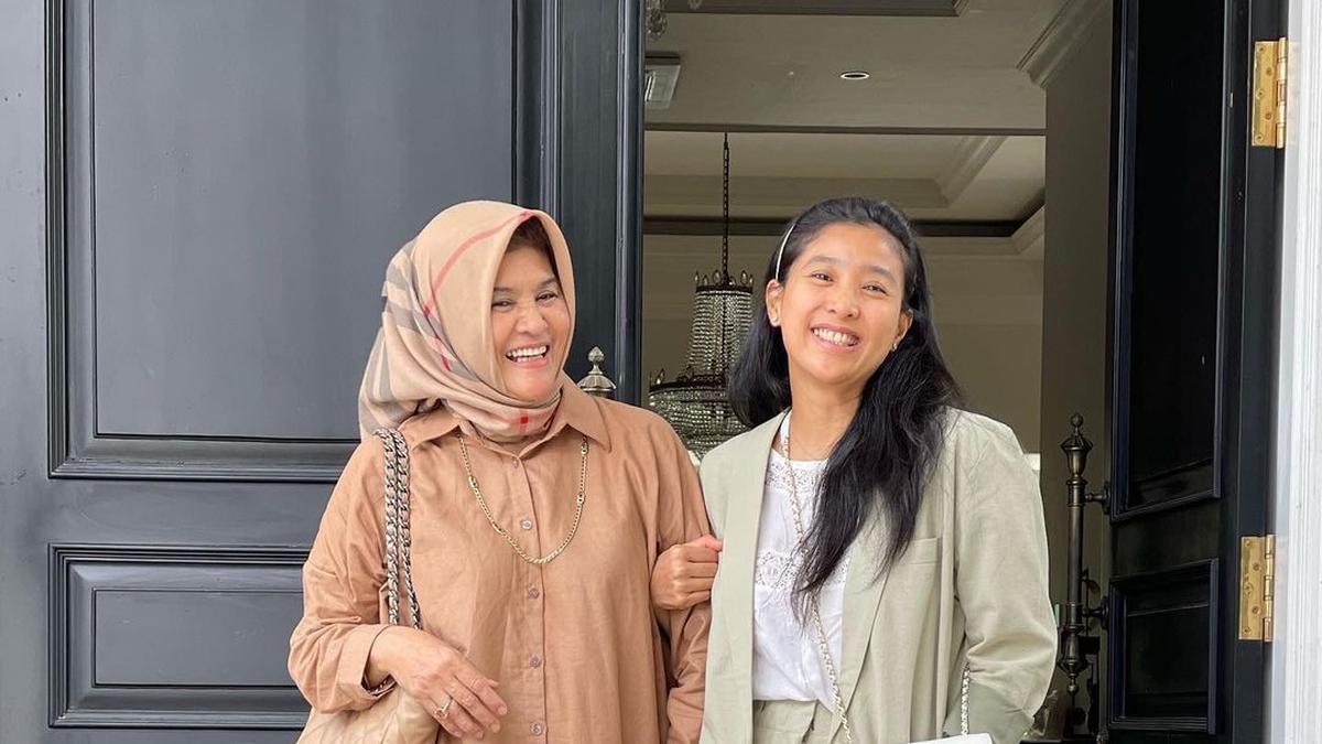 Lama Tak Muncul di Layar Kaca, Olivia Zalianty dan Sang Ibu Tetty liz Indriati Unjuk Momen ...
