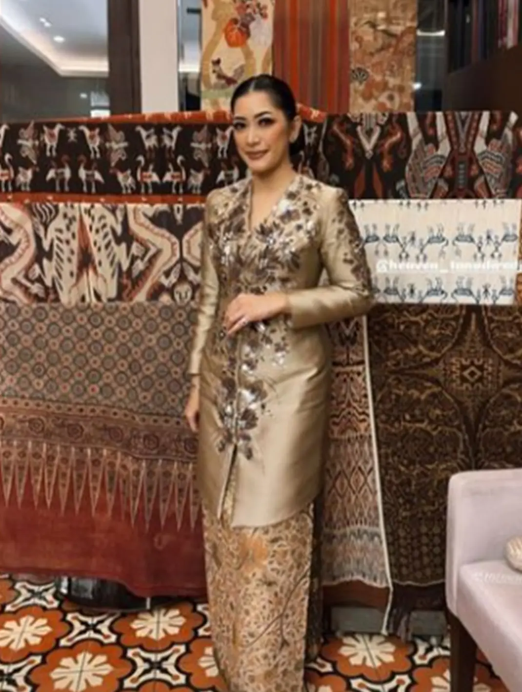 Potret Penampilan Aliya Rajasa di Pertunangan Adik, Tampil Memesona ...