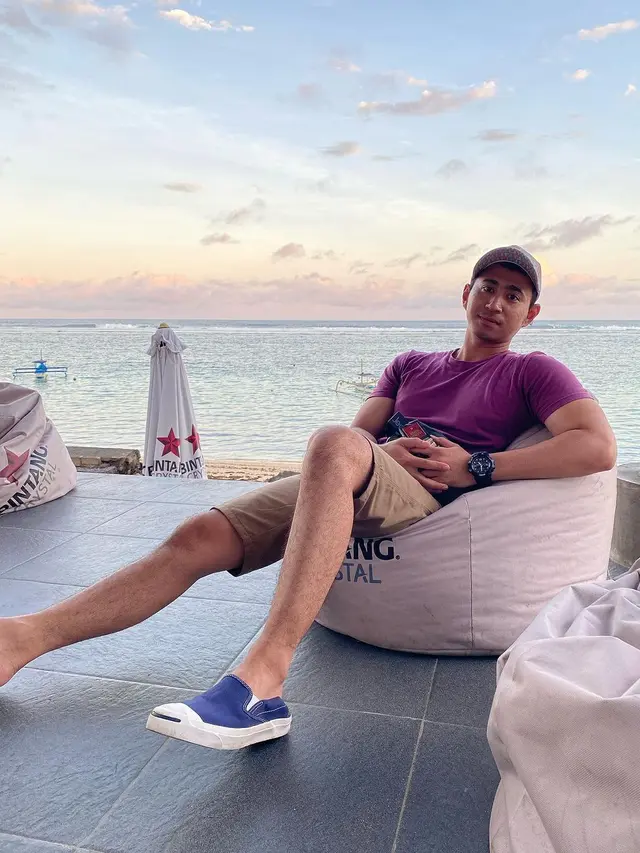 Annisa Bahar Pamer Pacar Baru, Ini Sosok Edwin Bahari Berondong Ganteng ...