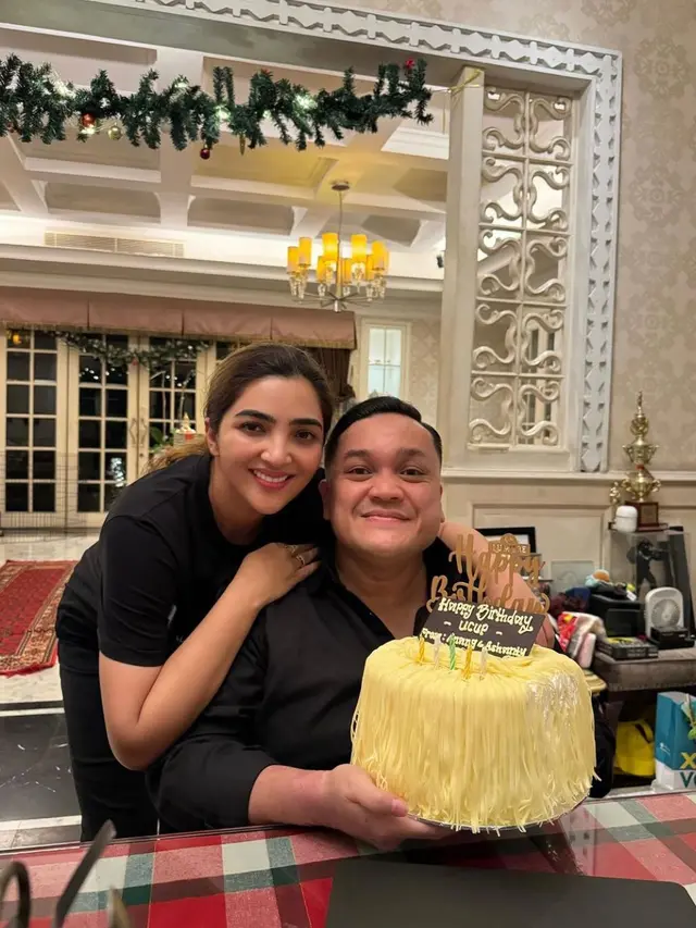 Potret Keseruan Ashanty Berikan Kejutan Ulang Tahun untuk Kakak Sulungnya, Yusuf Khyber ...