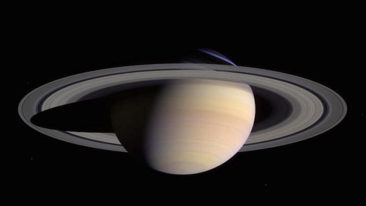 Mengapa Tak Ada Bintang di Sekitar Planet Saturnus?