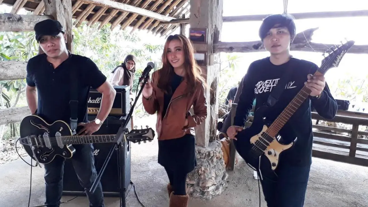 Pergantian Vokalis Warnai Peluncuran Lagu Baru Iluska Band - ShowBiz ...