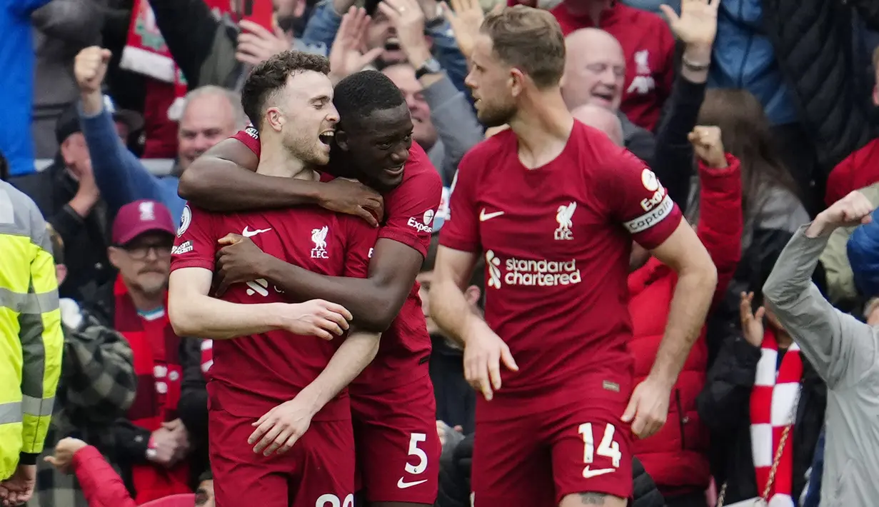 Foto: Tottenham Kocak, Richarlison Sudah Selebrasi Buka Baju Eh Lucas ...