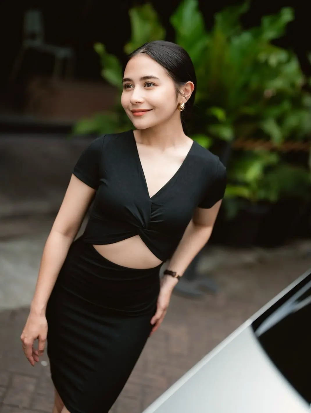 Pesona Baru Prilly Latuconsina Usai Berat Badannya Turun 10kg, Tak ...