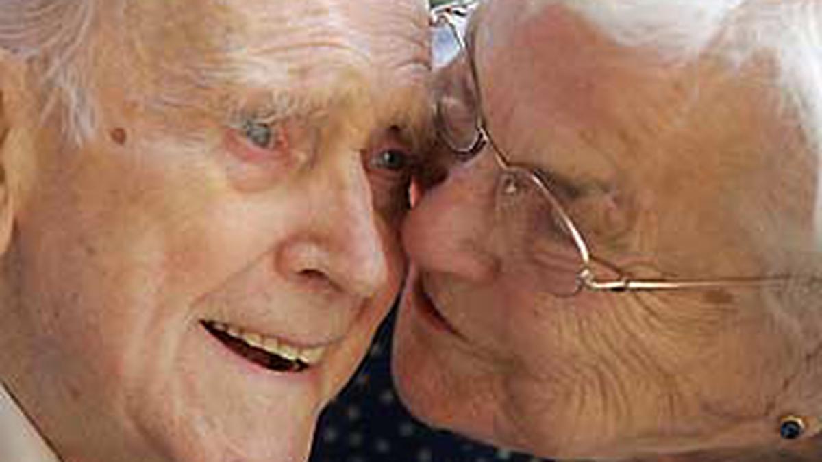 Pria Ini Menikah Di Usia 99 Tahun Global Liputan6