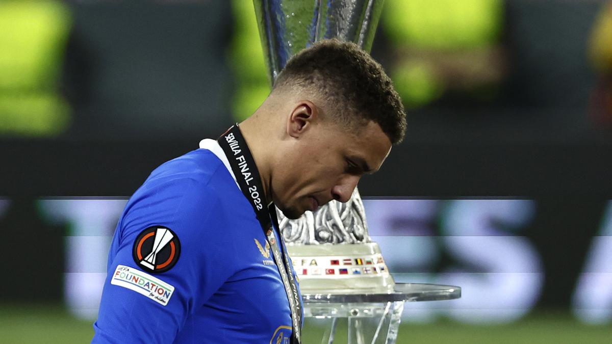 Gagal Bawa Rangers Juara Liga Europa, James Tavernier Justru Ukir Sejarah