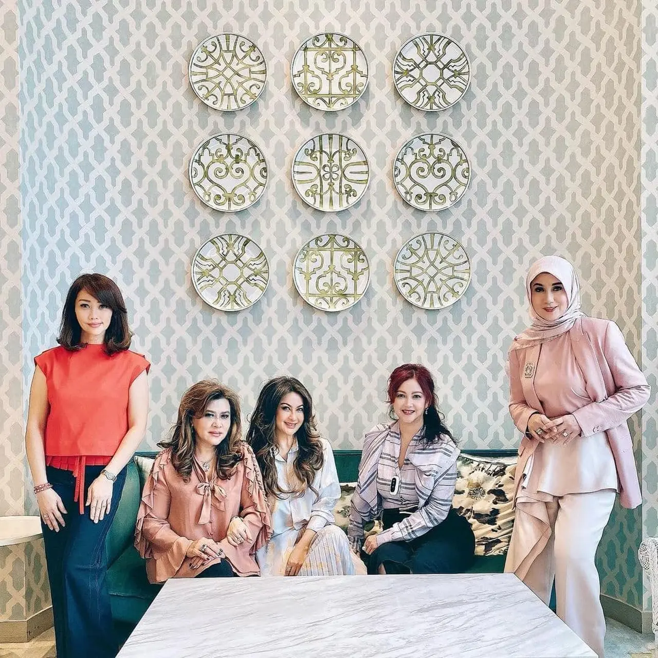 6 Potret Kebersamaan Diana Pungky dan Marini Zumarnis Artis Sinetron 90-an, Ketika Jinny Bertemu ...