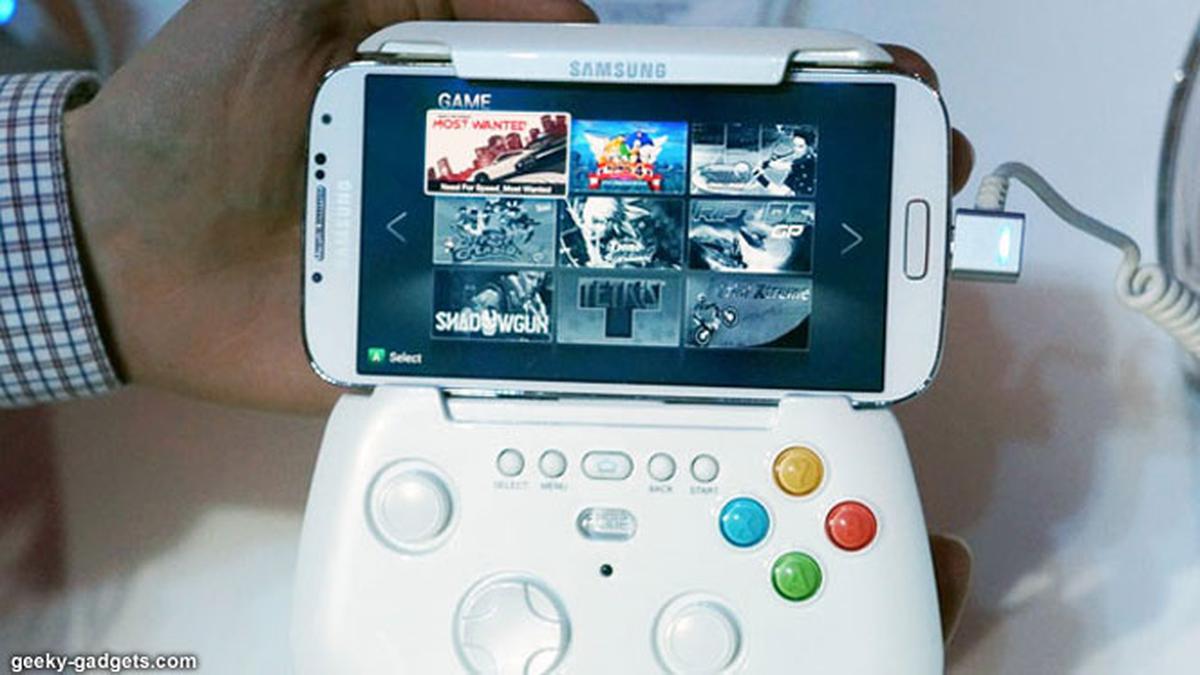 Agar Asyik Untuk Game, Samsung Lengkapi Galaxy S4 Dengan GamePad ...