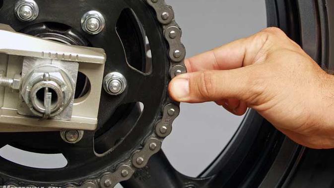 3 Cara Merawat Rantai Sepeda Motor Supaya Tetap Awet - Otomotif ...