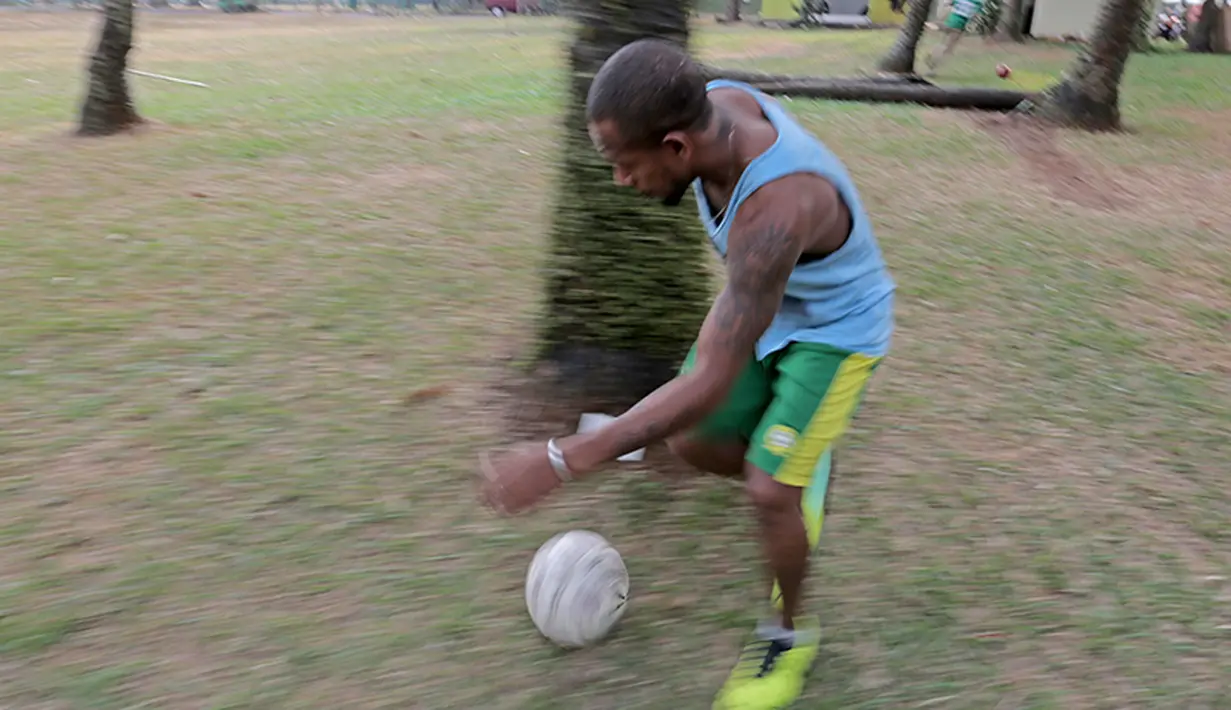 Lembaran Baru Oktovianus Maniani - Foto Bola.com