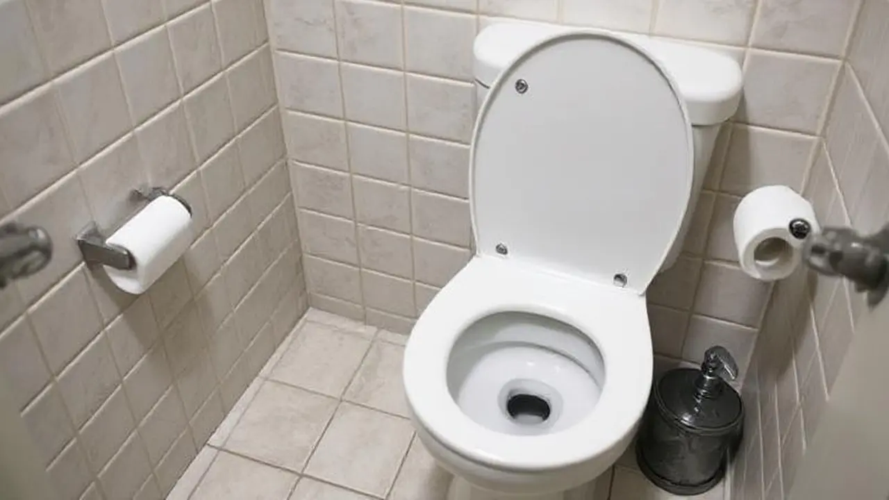 8 Tanda-Tanda Infeksi Saluran Kemih pada Pria dan Wanita, Sering Tak ...