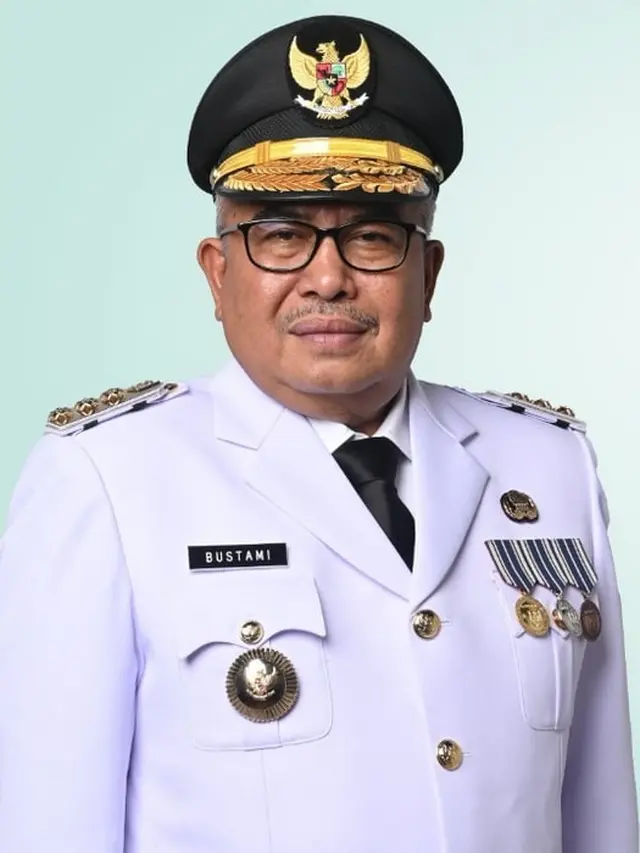 Profil Bustami Hamzah Calon Gubernur Aceh, Meniti Karier dari Bawah ...