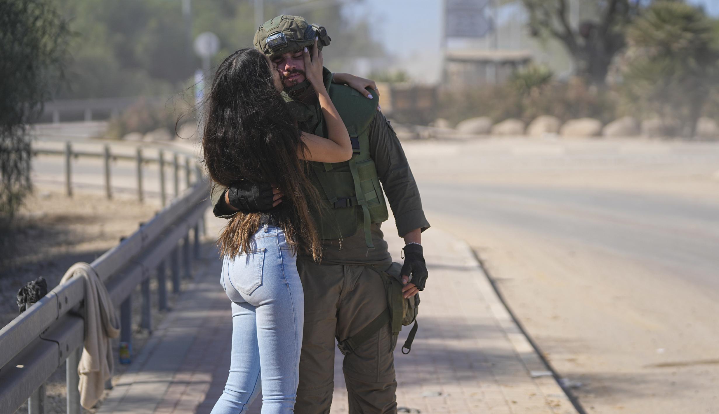 Gambar-Gambar yang Menceritakan Duka dan Kehancuran Perang Israel-Hamas