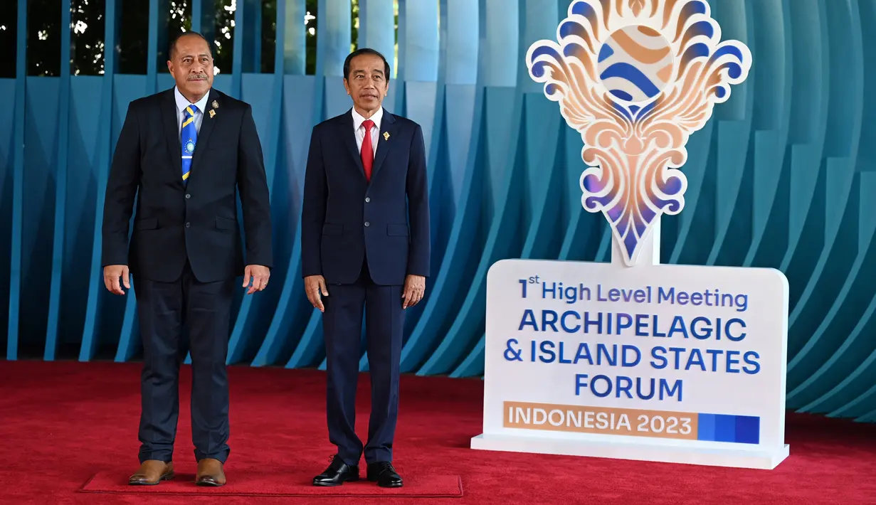 Saat Presiden Jokowi Sambut Langsung Perwakilan Negara Peserta KTT AIS ...