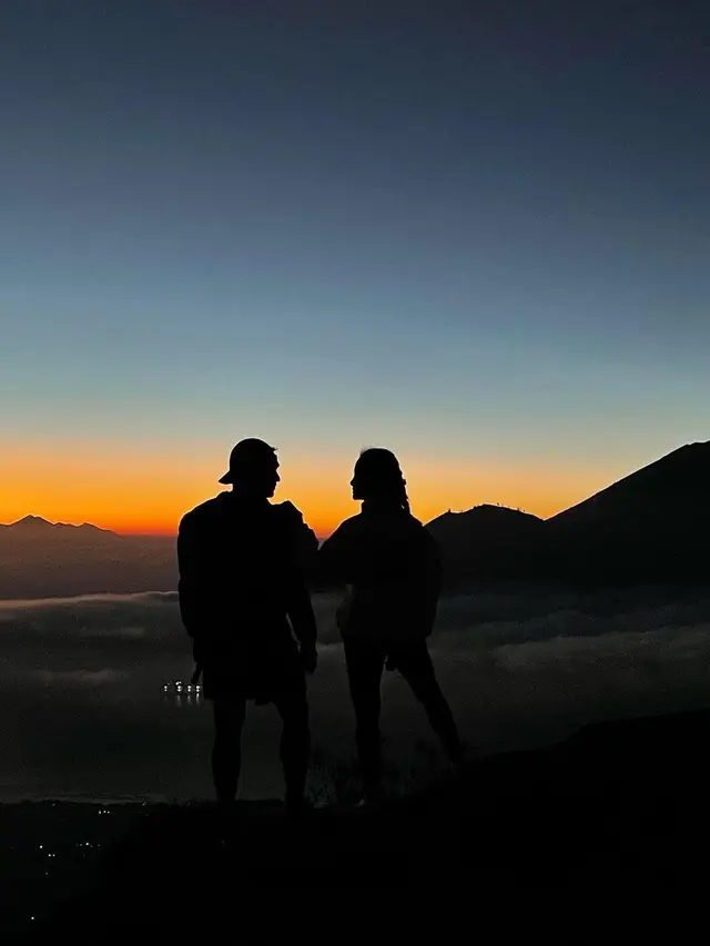 Pengalaman Baru, Ini 7 Momen Seru Ririn Ekawati dan Ibnu Jamil Mendaki ...