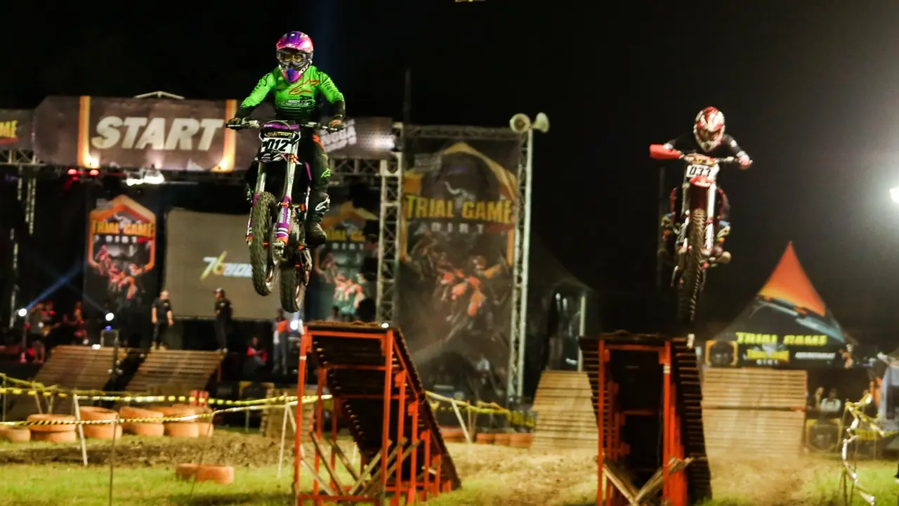 Crosser Asal Kediri Juara Umum Seri Perdana Balap Motocross di Sirkuit ...