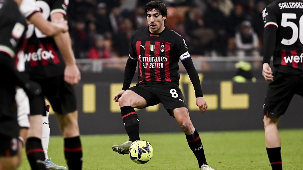 Liga Italia: Tinggalkan AC Milan, Sandro Tonali Tekan Kontrak 6 Musim ...