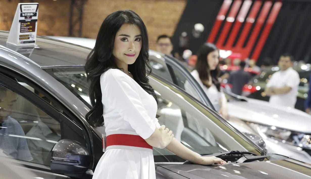 FOTO: Barisan SPG Cantik yang Jadi Daya Tarik di GIIAS 2019 - Ragam ...
