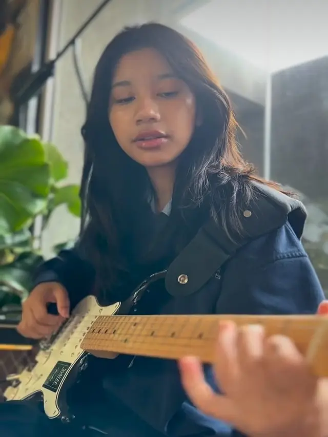 Ikuti Jejak sang Ayah, Intip Potret Ayesha Anak Tompi yang Tampil di ...