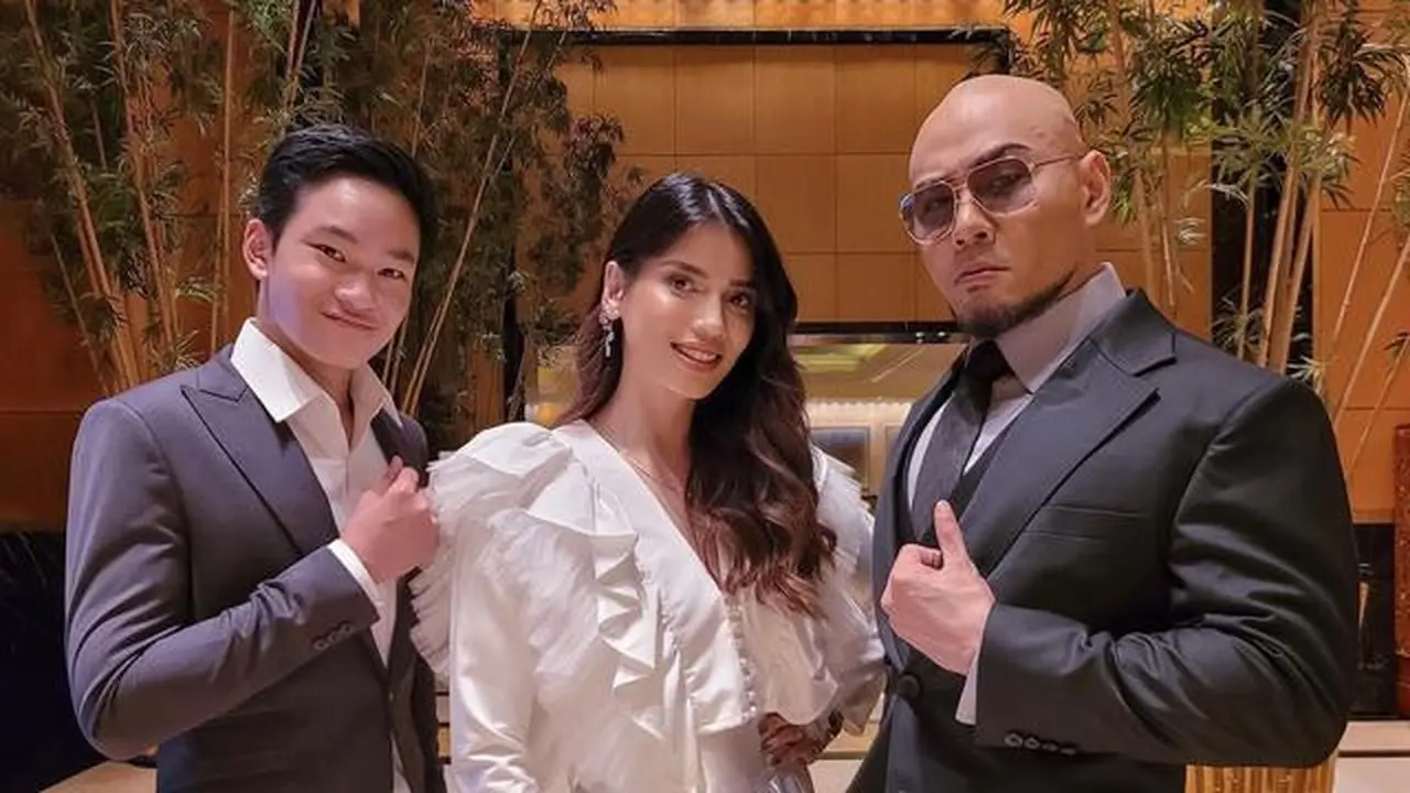 Potret Kedekatan Azka Corbuzier dan Sabrina, Kini Jadi Ibu Sambung