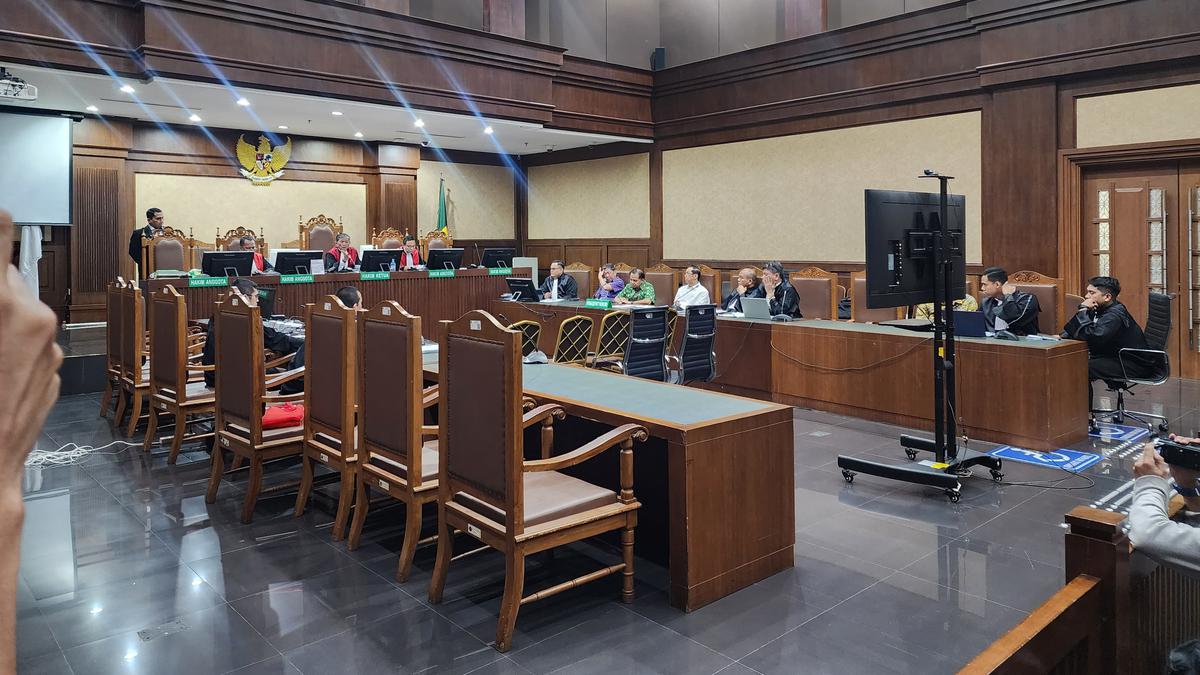 PN Jakpus Gelar Sidang Gugatan PT CMNP
