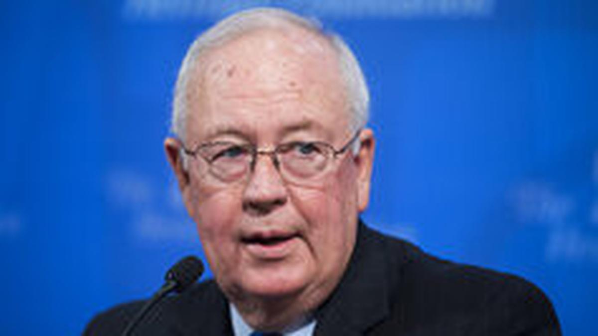 Ken Starr, Mantan Jaksa Penuntut Skandal Whitewater Bill Clinton ...