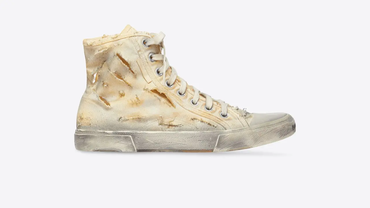 Balenciaga Jual Sepatu Kets Rusak Seharga Rp26 Juta - Lifestyle ...
