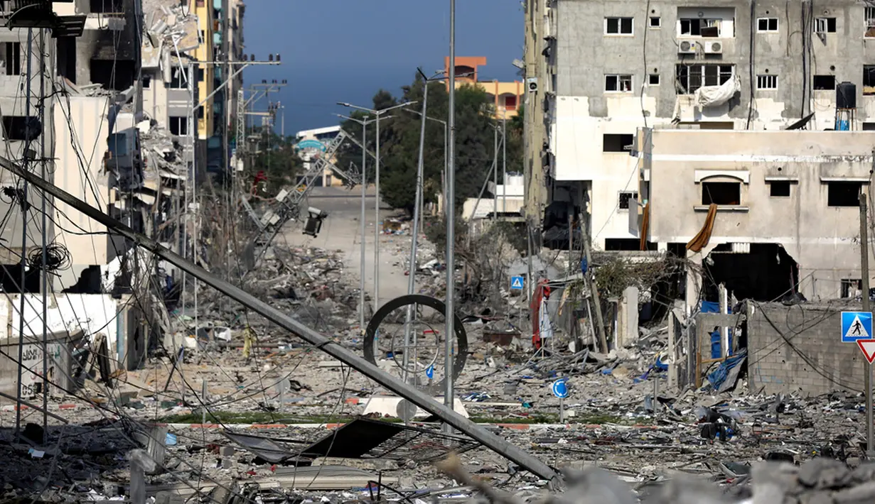 Puing-Puing Kehancuran Jadi Bukti Ganasnya Gempuran Israel di Jalur ...