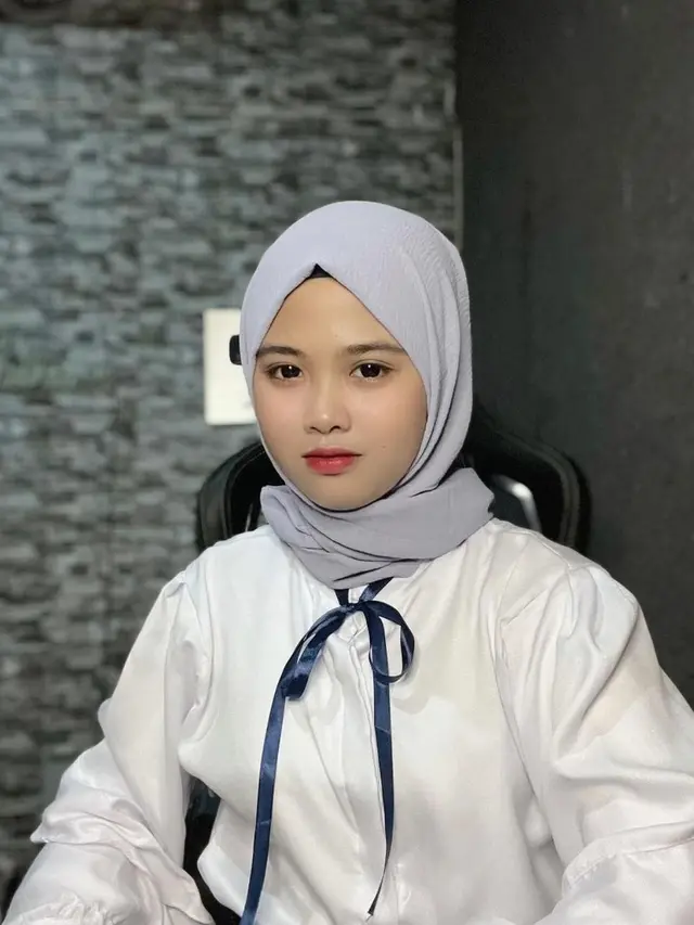 Vidhia R Rambah Dunia Tarik Suara Usai Viral di TikTok - ShowBiz ...