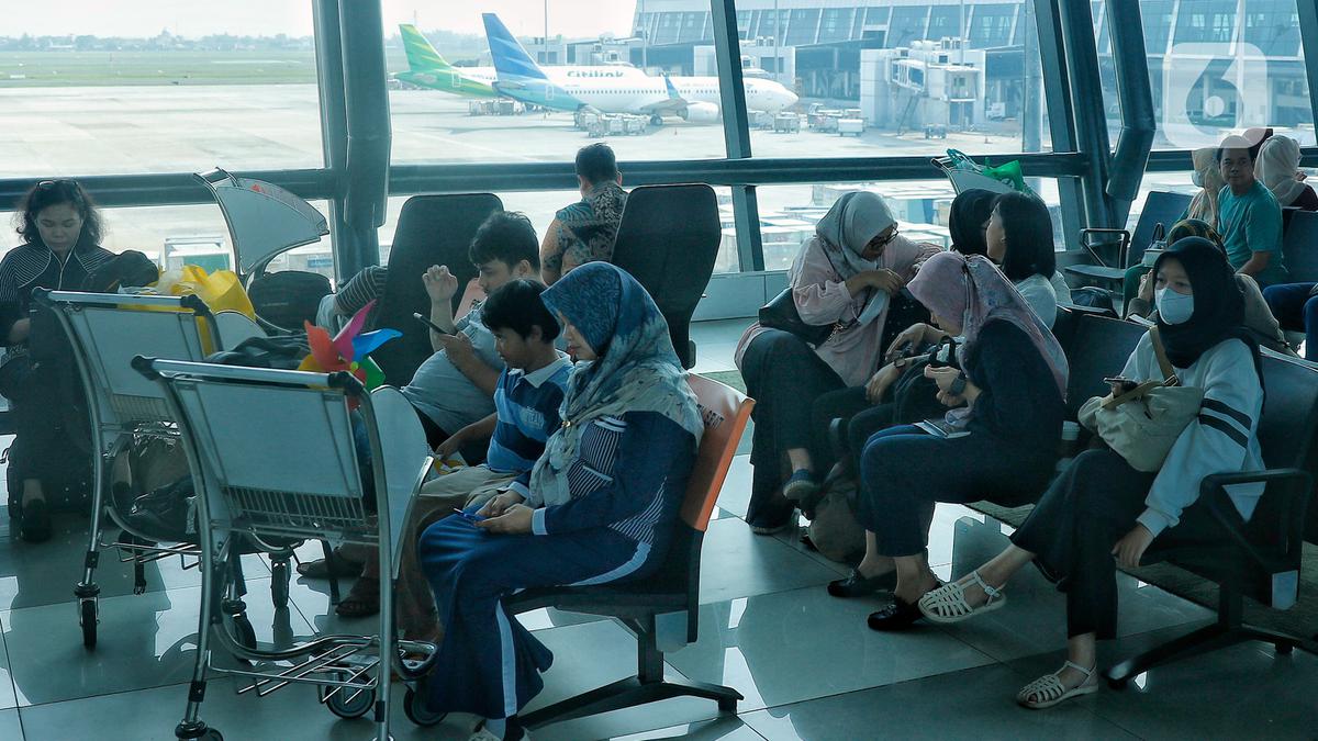 Masuki Libur Sekolah dan Idul Adha, Pengguna Pesawat Alami Peningkatan - Foto Liputan6.com