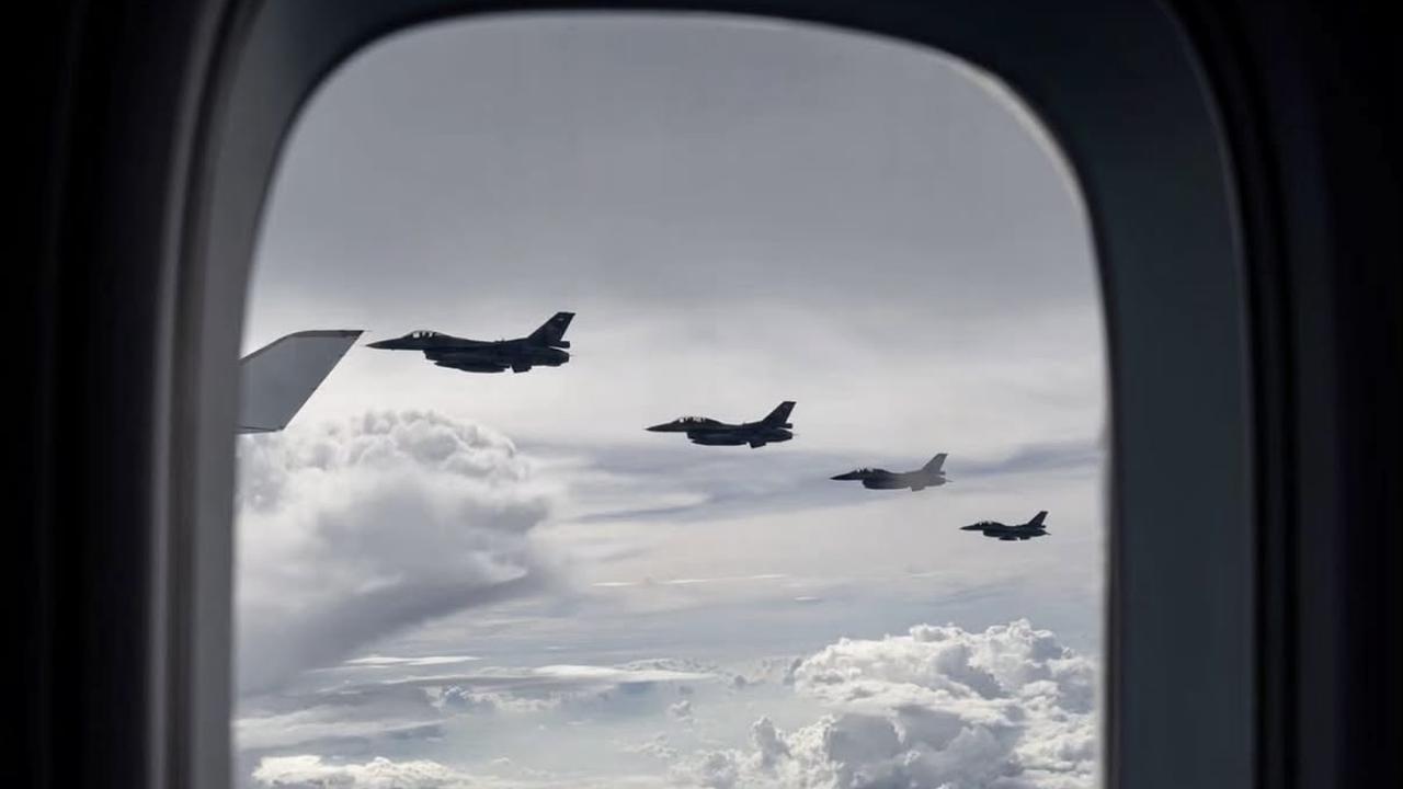 10 Jet Tempur Kawal Kepulangan Raja Yordania Abdullah II