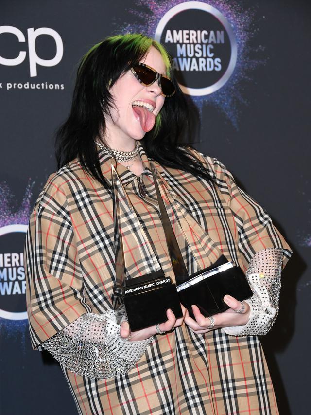 Selalu Pakai Baju Longgar, Billie Eilish Beri Alasan - Entertainment ...
