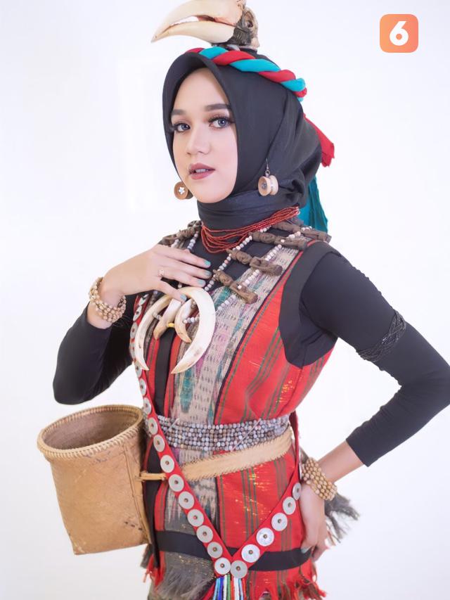 Pesona Gadis Dayak Berhijab yang Jadi Duta Wisata Kutai Barat - Regional Liputan6.com