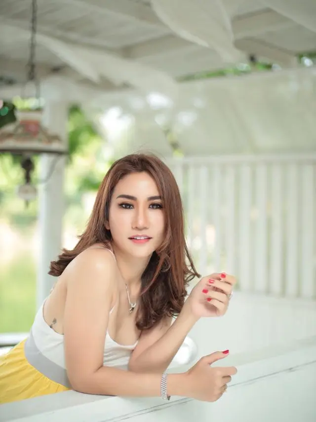 Potret Angeline Valesques yang Bikin Deg-degan, Model Cantik yang Sukses Kolaborasi Bareng Bang ...