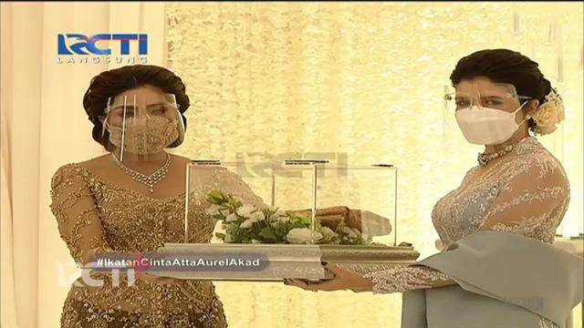 6 Potret Menarik Acara Akad Nikah Atta Halilintar dan Aurel Hermansyah ...