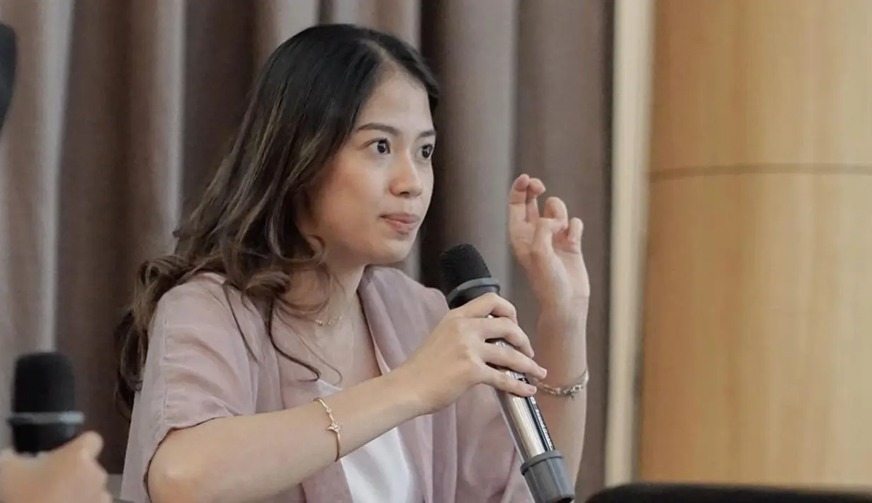 Momen Sabina Katya Jadi Pembicara di Kampusnya, Beri Inspirasi untuk Anak SMA - Foto Liputan6.com