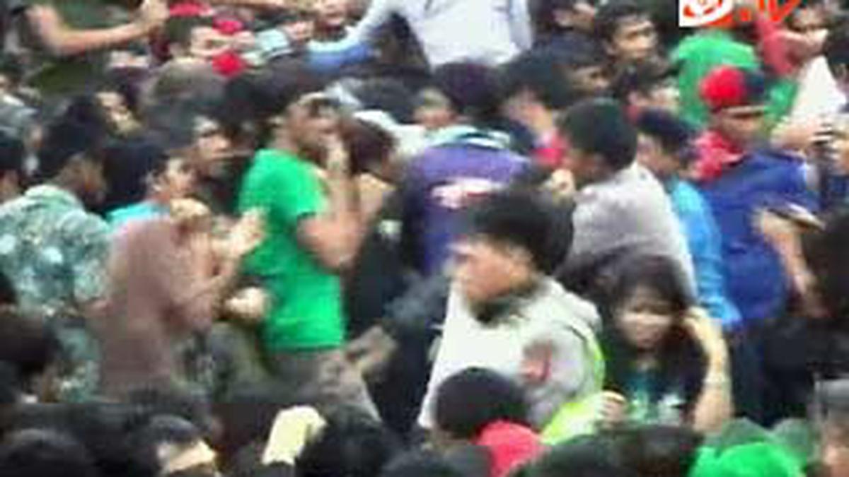 Konser ST12 di Cianjur Ricuh - News Liputan6.com