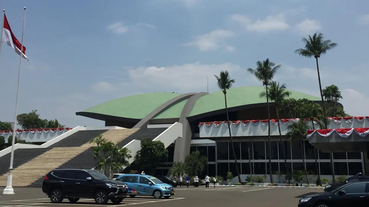 Daftar Anggota DPR/DPD/MPR 2024-2029 Termuda dan Tertua yang Akan ...