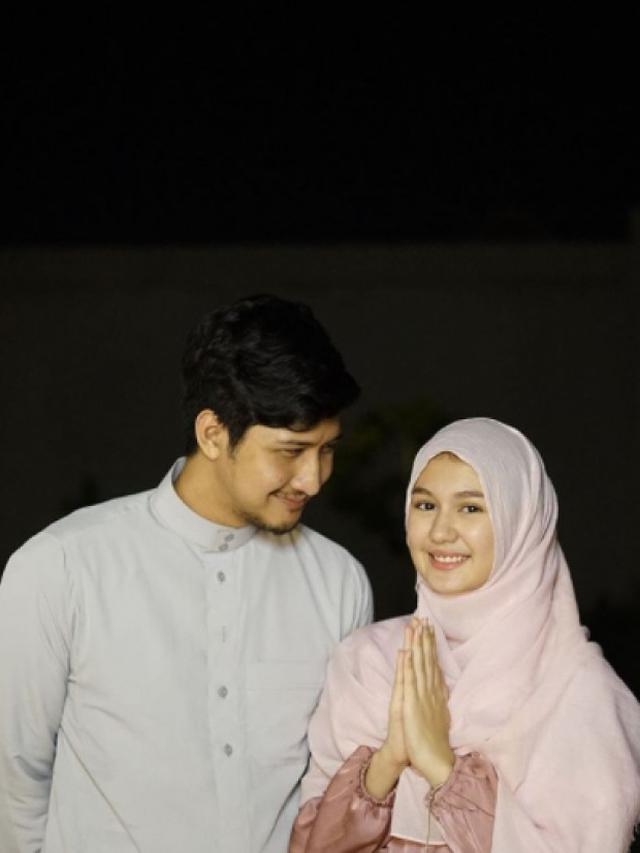 6 Potret Zoe Abbas Jackson Tampil Berhijab, Bikin Pangling