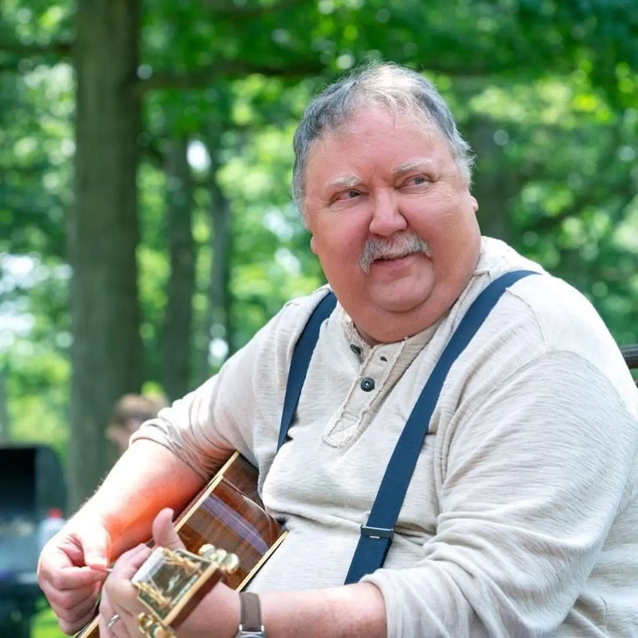 Profil Mike Hagerty Bintang Serial Friends yang Meninggal Dunia di Usia ...