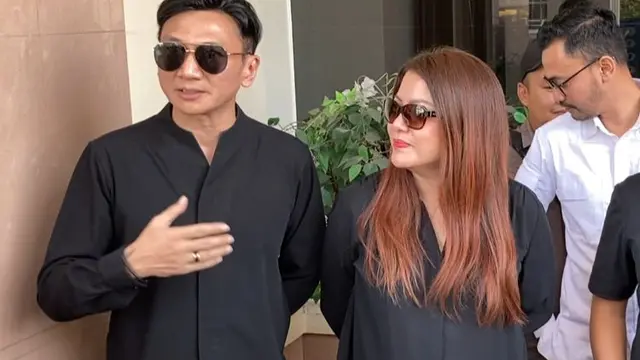 Wina Natalia Ungkap Alasan Gugat Cerai Anji, Bantah Isu Hadirnya Orang Ketiga - ShowBiz Liputan6.com