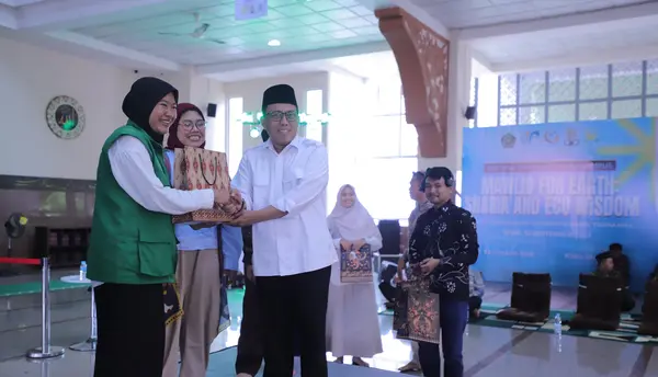 8 Contoh Pidato Singkat Islami, Tema Terbaik untuk Ceramah Sekolah ...