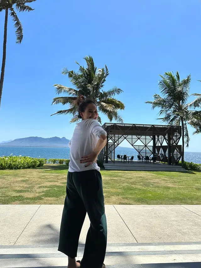 6 Potret Ayu Ting Ting dan Lettu Fardhana Liburan di Banyuwangi, Baru ...